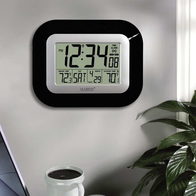 La Crosse Technology Atomic Wall Clock with Outdoor Temperature ...